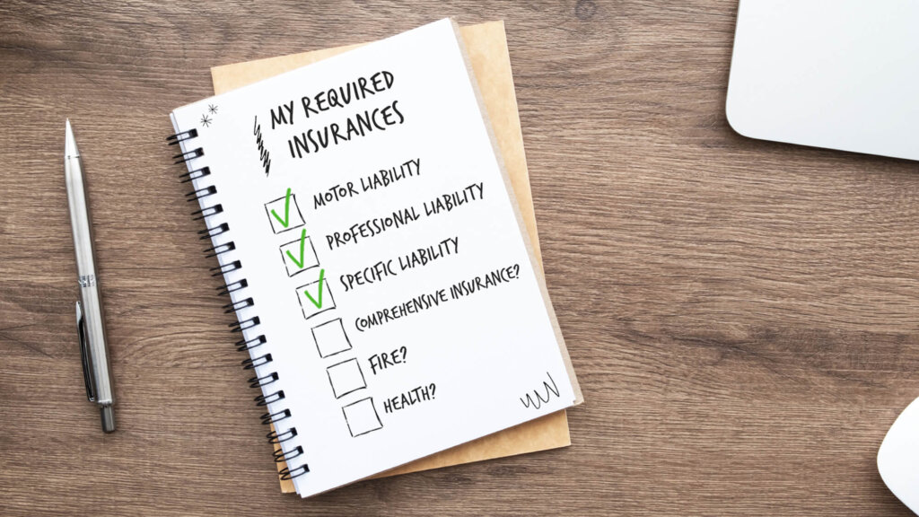 Which types of insurance are required in Luxembourg? - Foyer